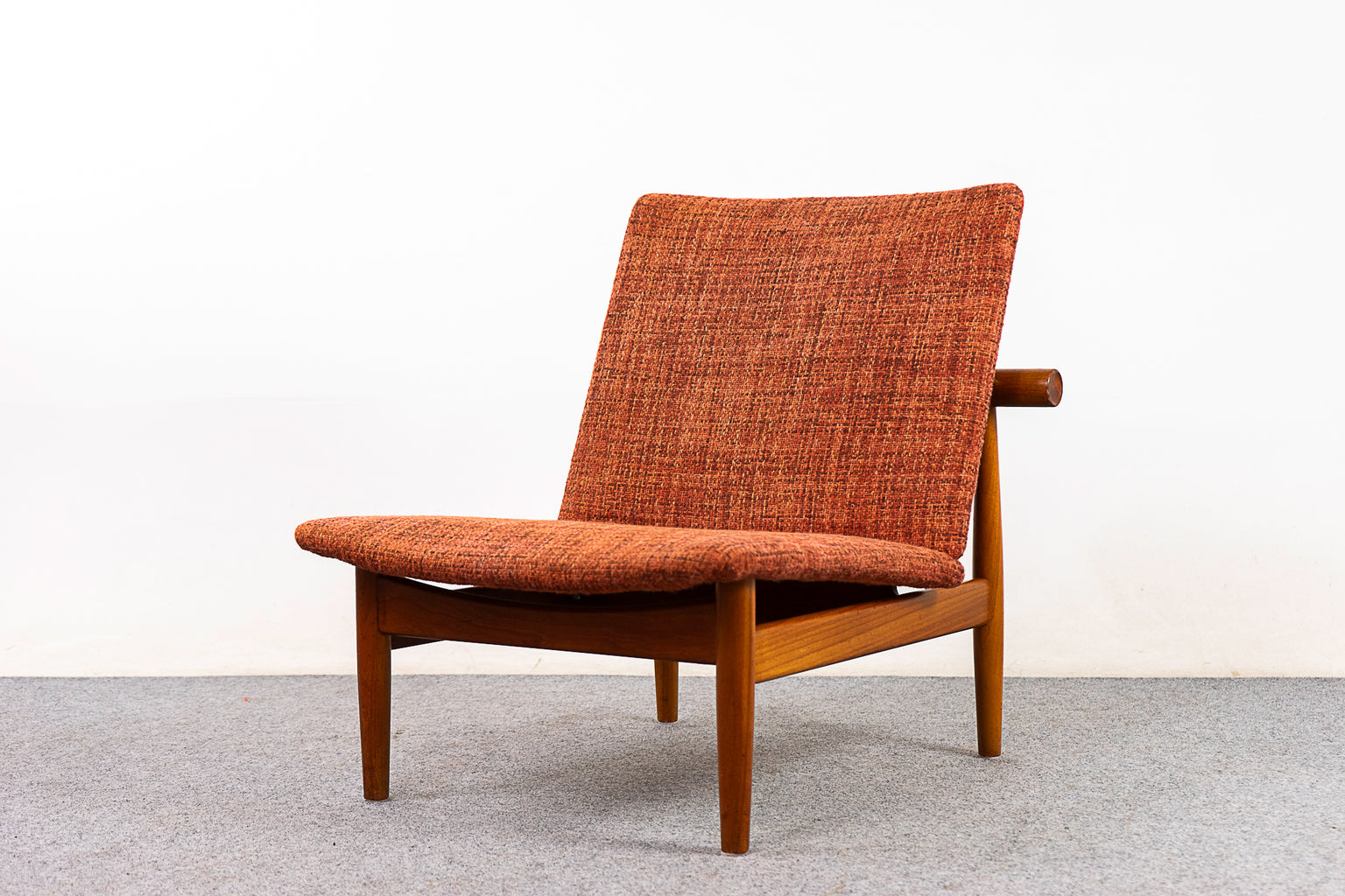 Lounge Chairs — By Design Modern